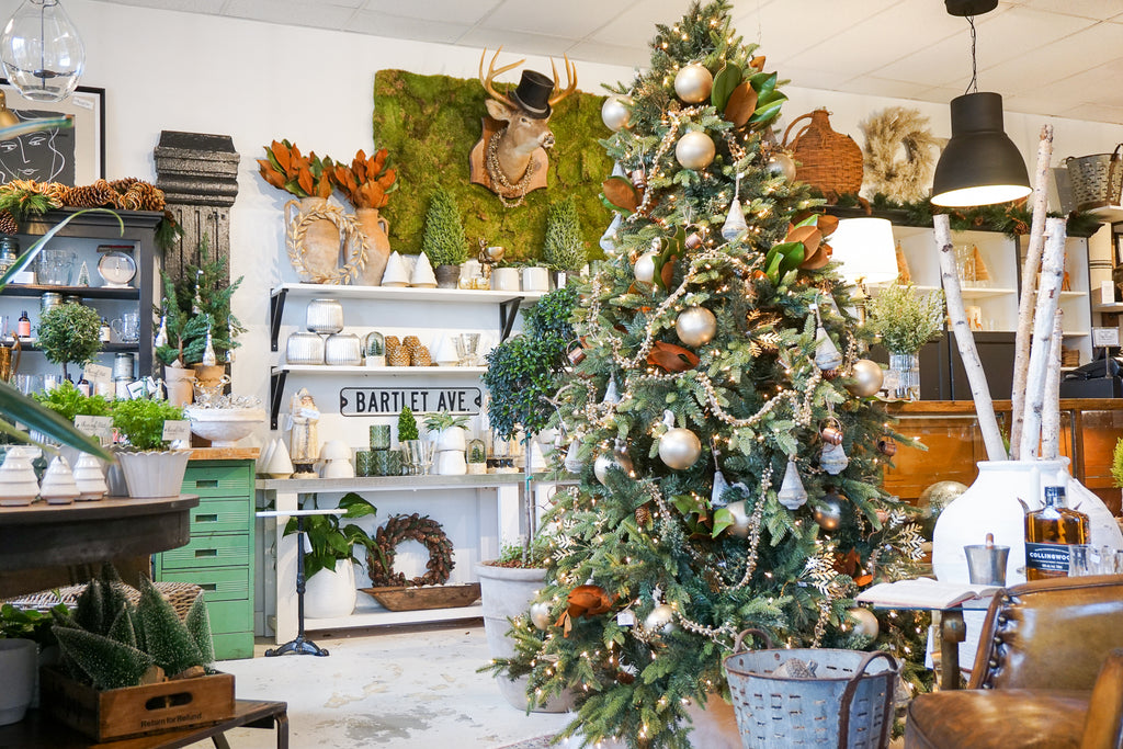 Welcome to the Oliver and Rust store Christmas