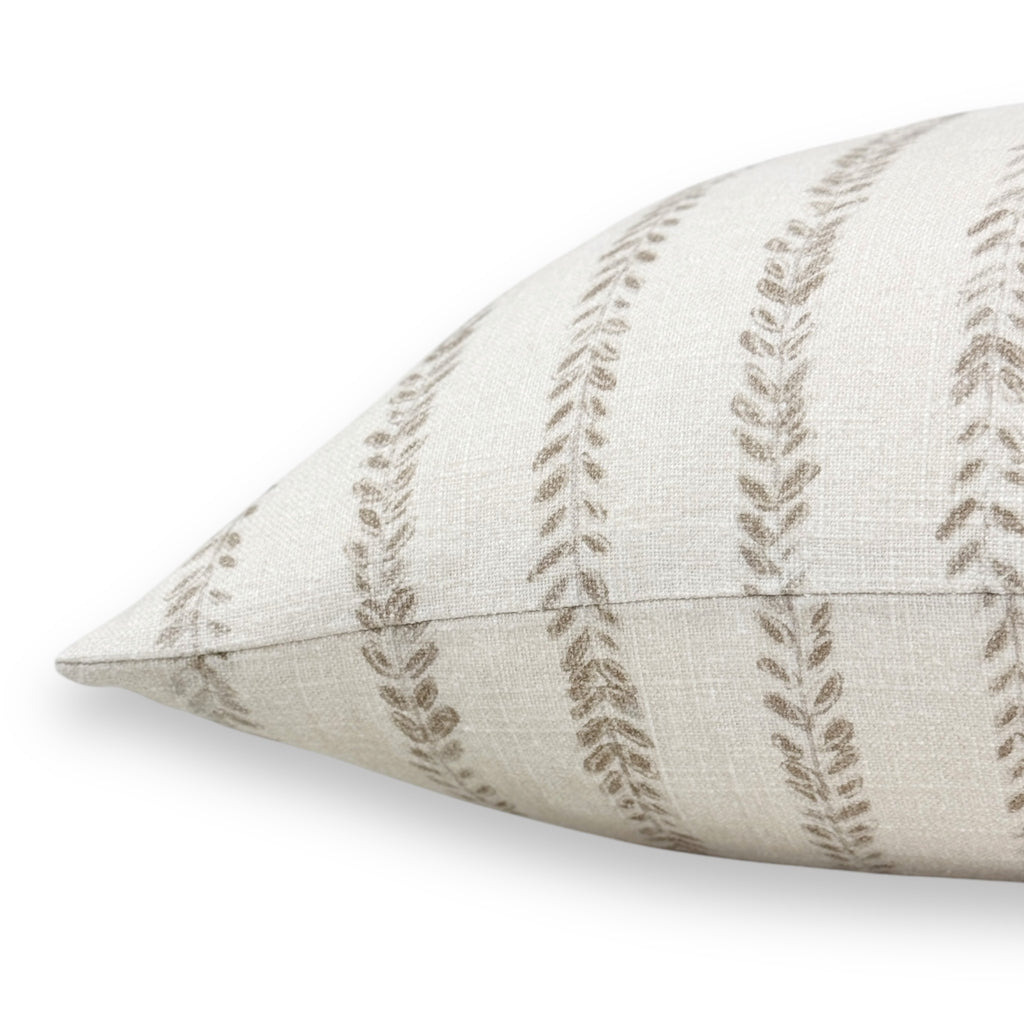 Winnie 16 x 24" Pillow Cover – Oliver and Rust